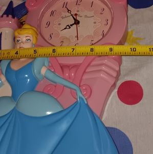 Disney | Wall Decor | 994 Cinderella Castle Disney Clock Vintage 9s ...
